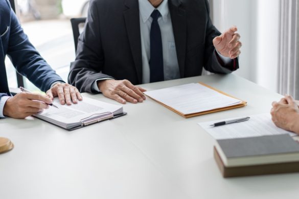 Issuing Bank vs Acquiring Bank: Bagaimana Perannya Di Dunia Kartu Kredit?